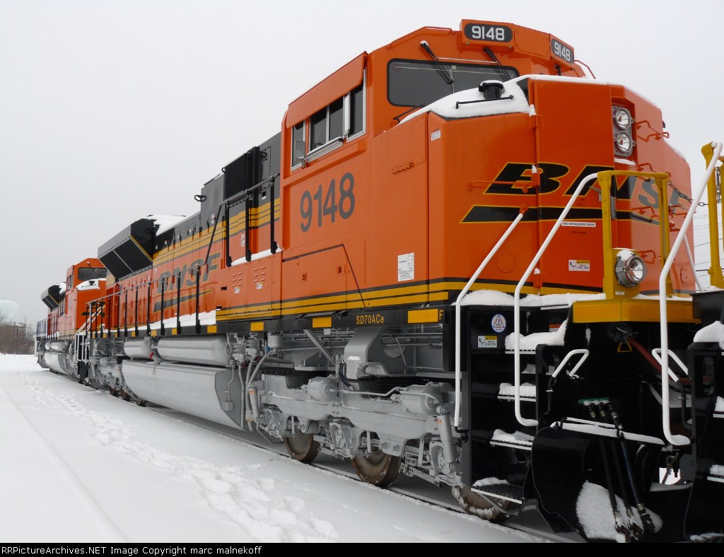 BNSF 9148